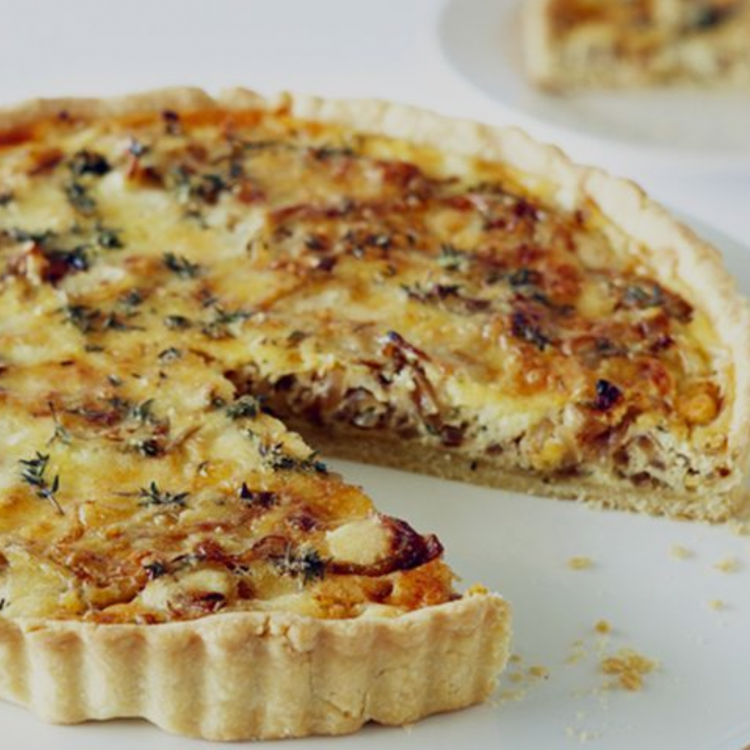Caramelised onion & cheddar tart – FumageGourmet